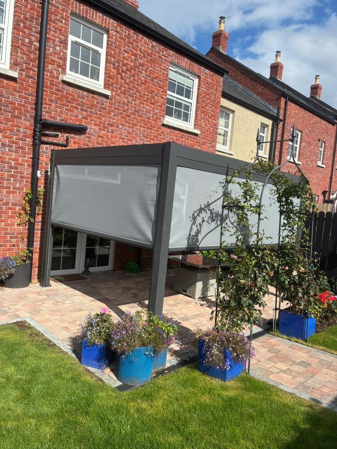 Preorder Aspen Premium 3m x 3m Pergola Dark Grey Aluminium Framed - Ju ...
