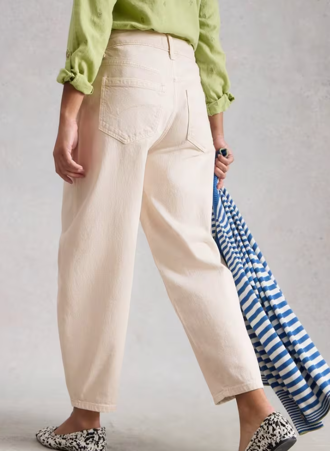 White Stuff Ladies Aubrey Barrel Leg Jean in NATURAL WHITE – Jacksons ...
