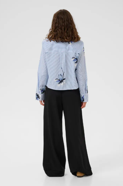 Culture Ladies CUbrila Shirt In Blue Flower Stripe – Jacksons of Saintfield