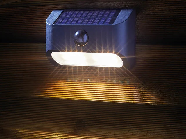 Smart PIR Sentinel Light 1007024 – Jacksons of Saintfield